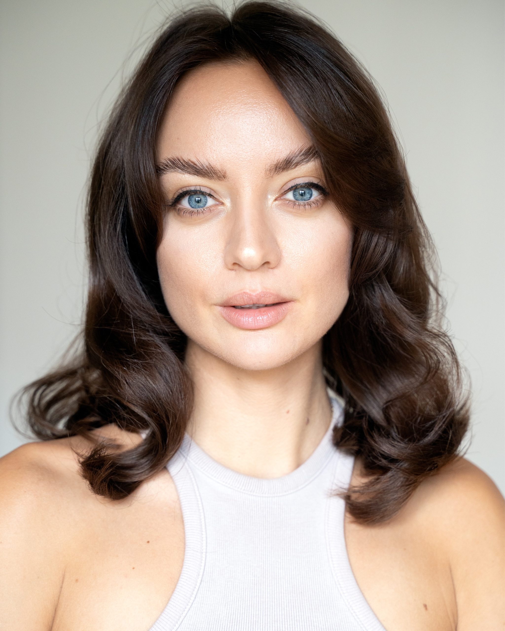 ELISABETH ARONIS – VN Model Management