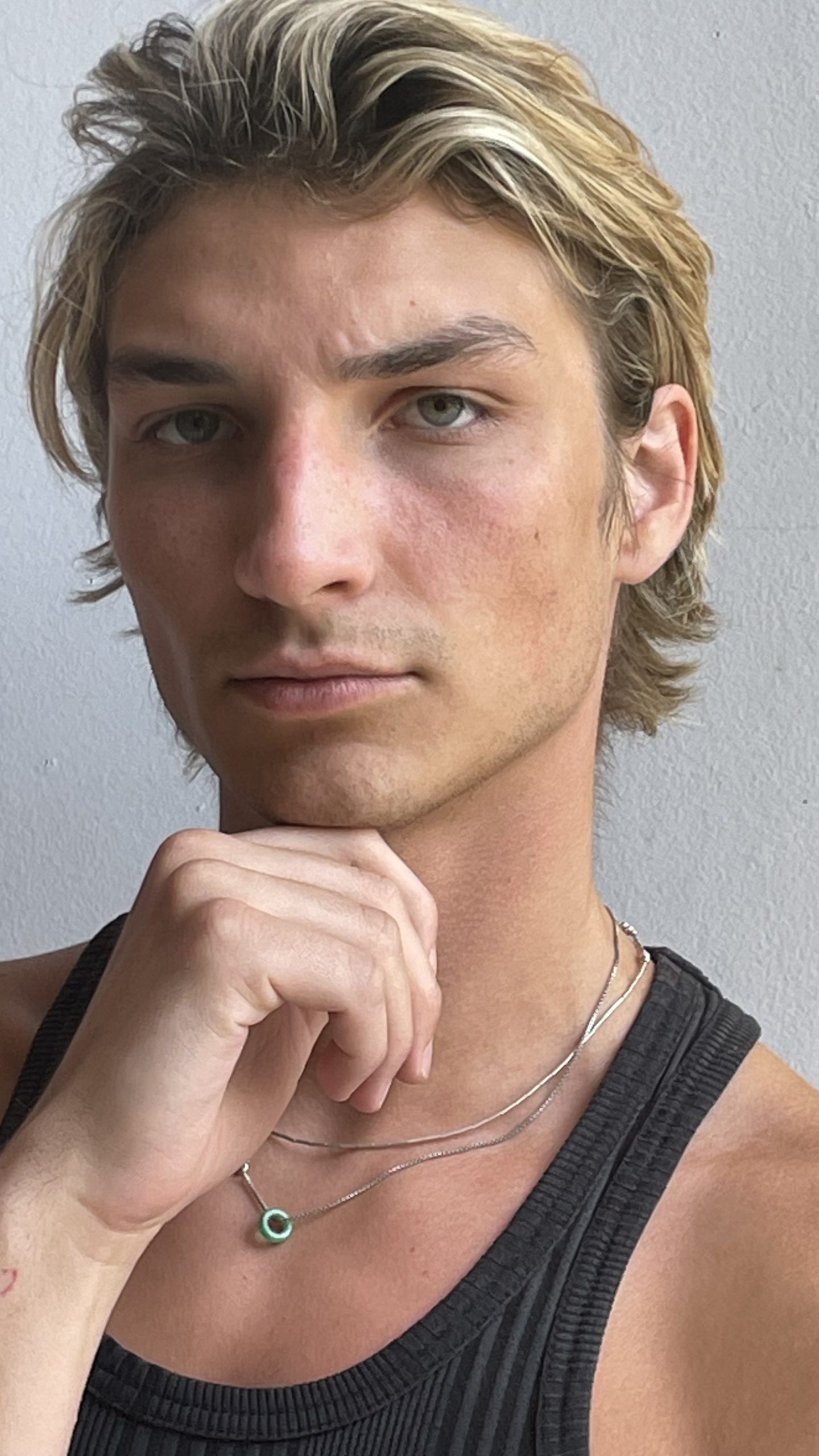 ZACHARY BOROWETS – VN Model Management
