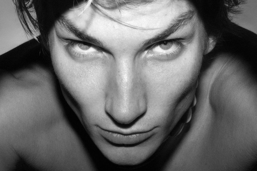 ZACHARY BOROWETS – VN Model Management
