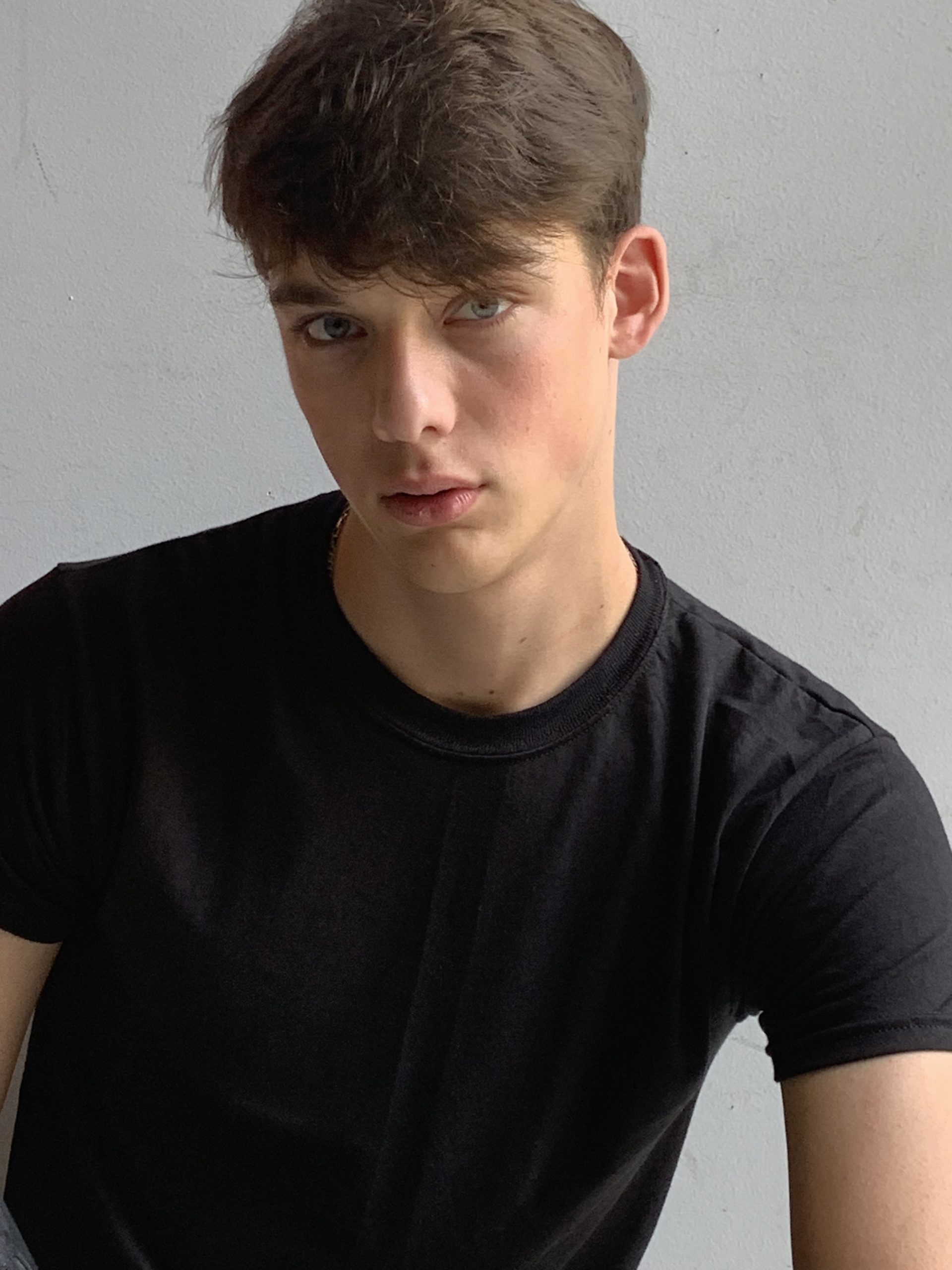 KYLE – VN Model Management